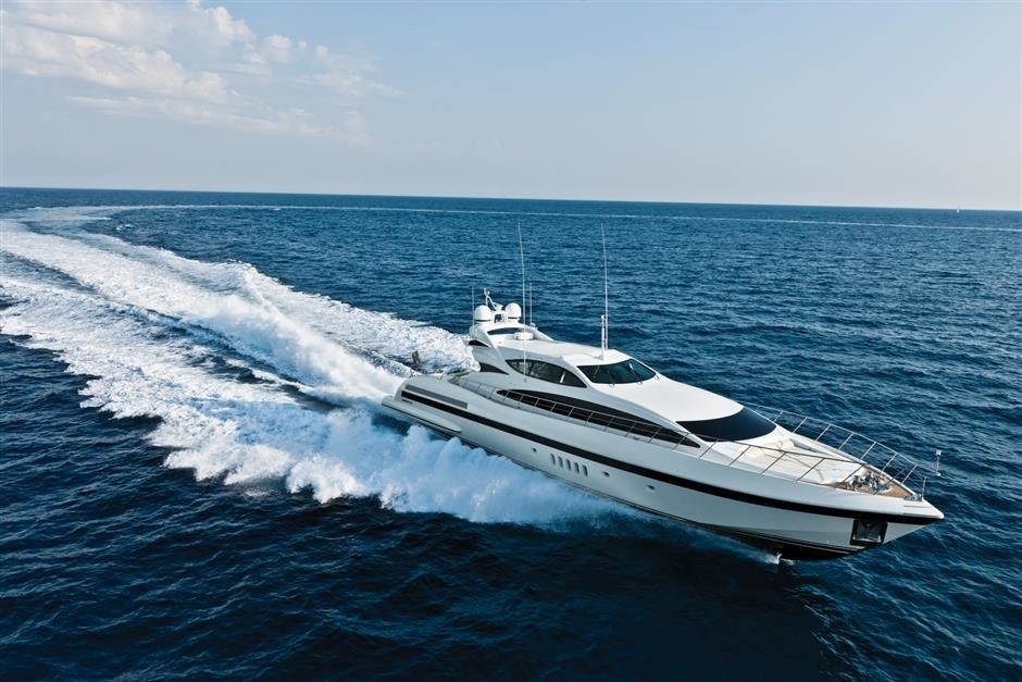 Yacht MANGUSTA 105, Overmarine Mangusta (Rodriguez Group ...